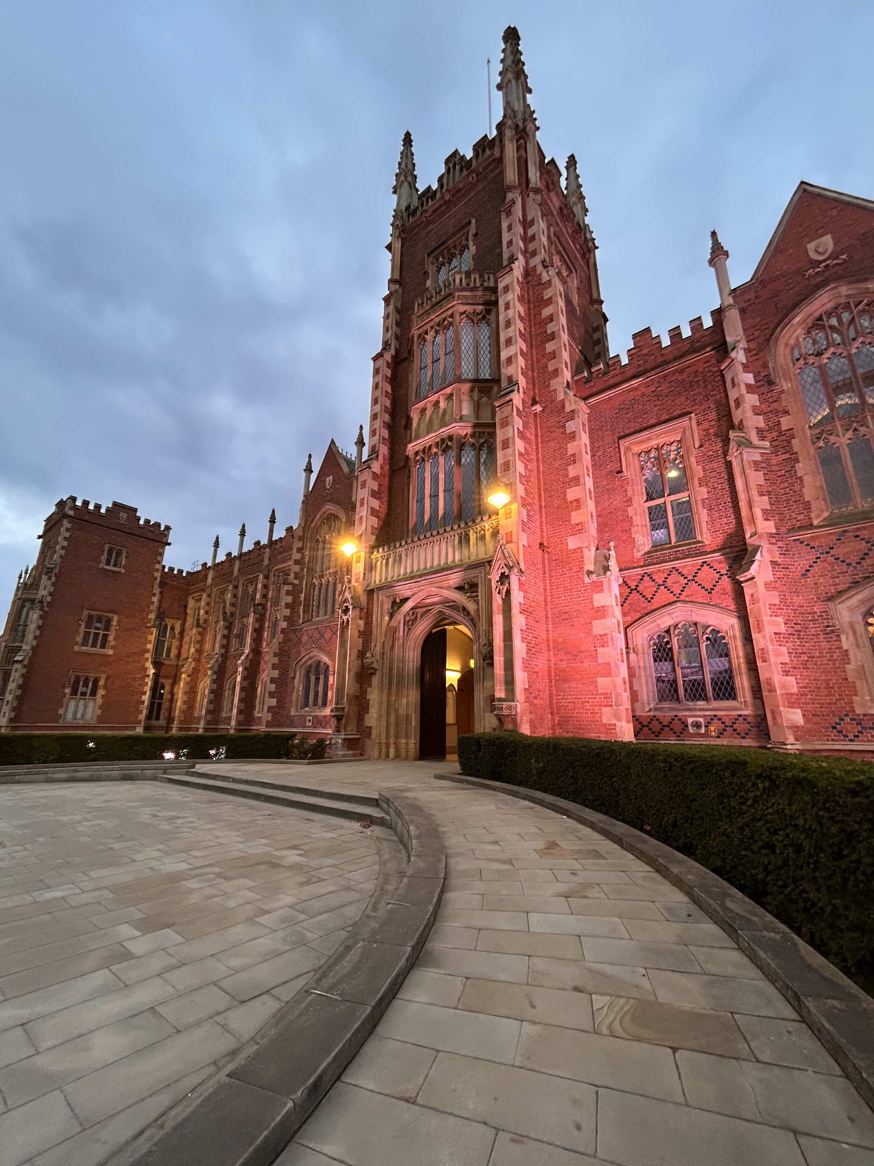 Queen's University Belfast Admissions 2025: Application Deadline, Eligibility & Fees